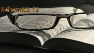Nehemías: 13